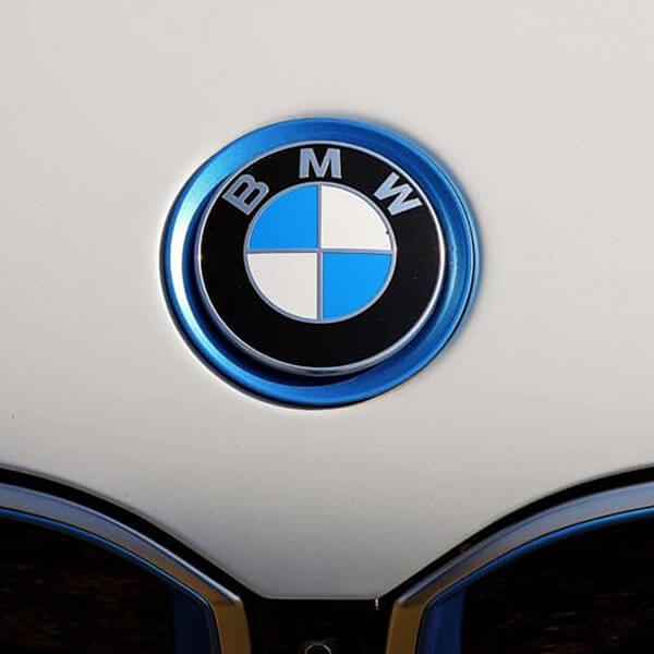 BMW Emblem Replacement in Dubai | BMW Badge & Logo Change
